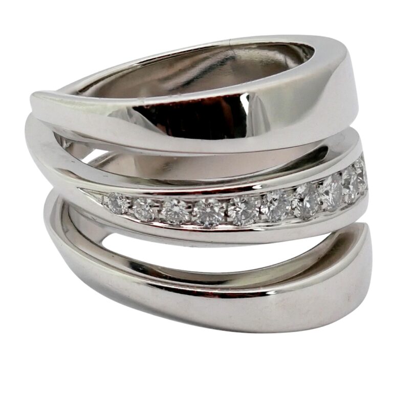 French Diamond And Gold Ring By Fred | Plaza Jewellery English Vintage ...